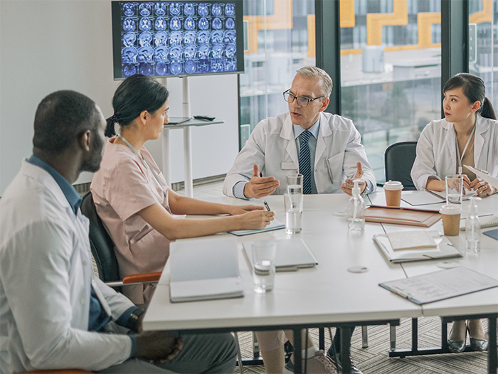 3 shifts impacting medical groups: 2024 update on the physician landscape