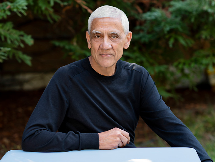 Vinod Khosla — Silicon Valley legend and early investor in OpenAI — on ...